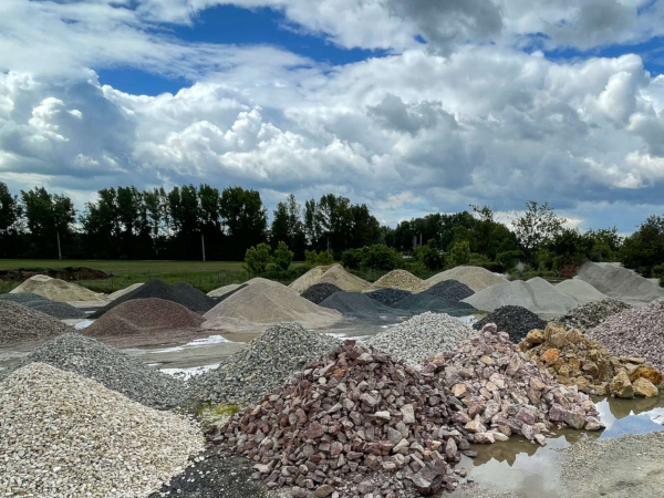 O nás - STONE TRADE Hamuliakovo